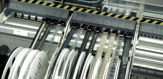 Component kitting & feeder preparation before the SMT assembly